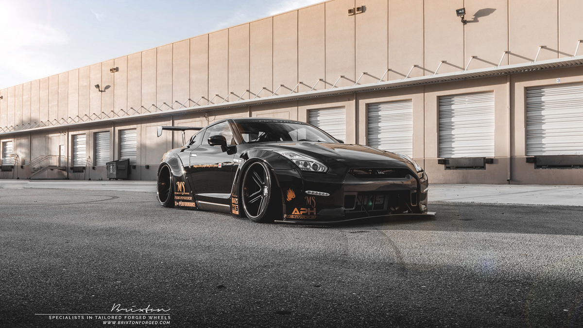 Featured Fitment: GT-R with Brixton Forged R25 Wheels