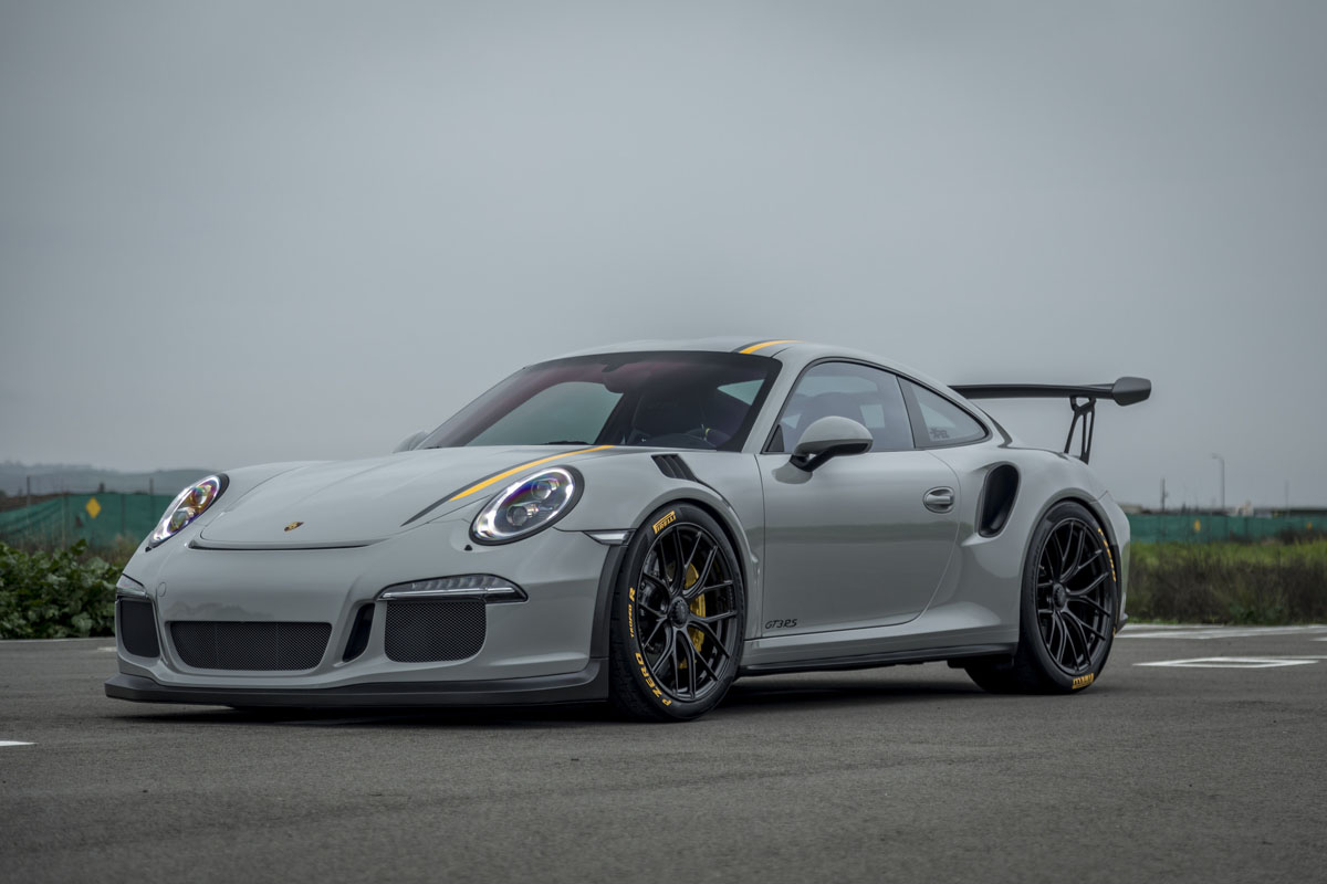 Featured Fitment: Porsche 911 GT3 RS with Vorsteiner VCS-001 Wheels